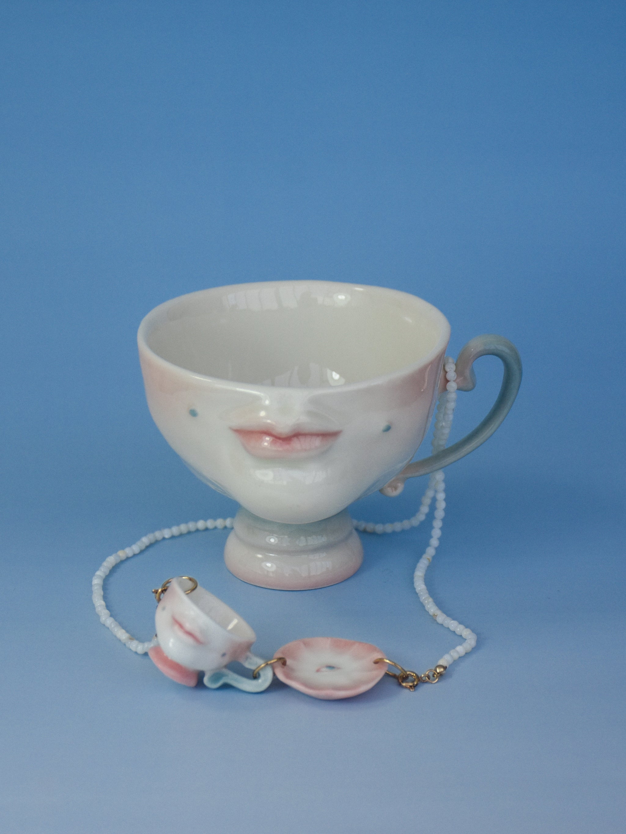 The Kissing Cup - Porcelain Tea Cup Classy – H2 Studio